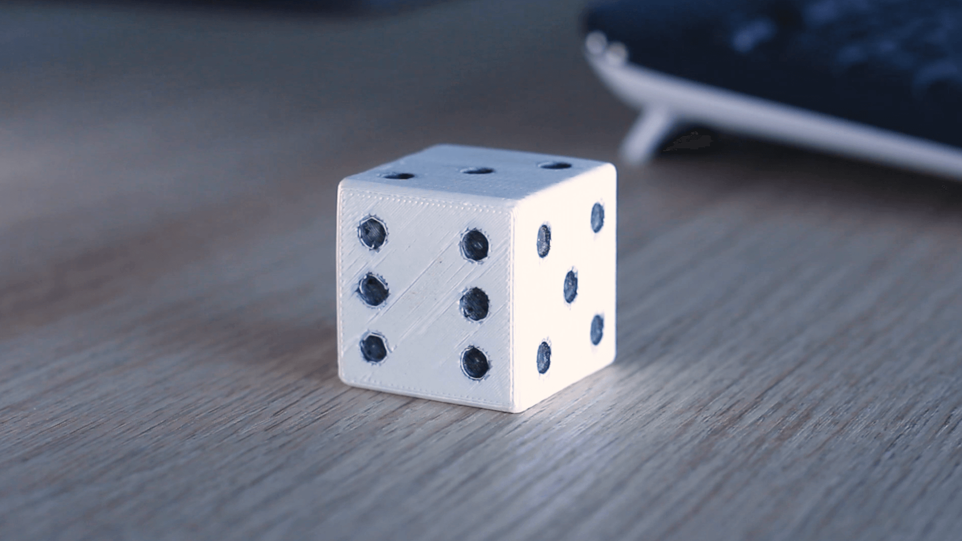 Spyrosoft Innovation Lab: Bluetooth Low Energy Dice - Spyrosoft