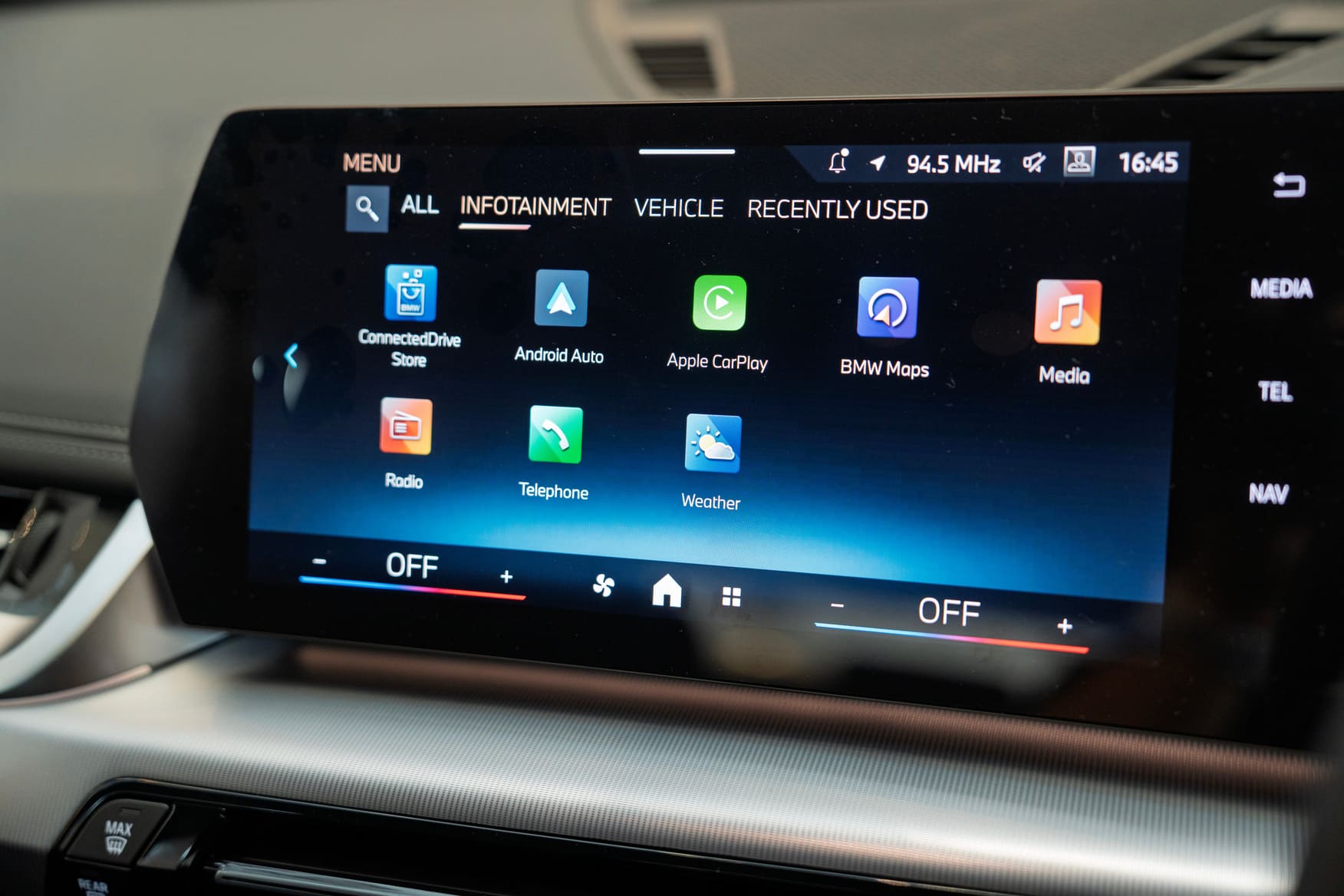 MicroHMI architecture for Android Automotive - Spyrosoft
