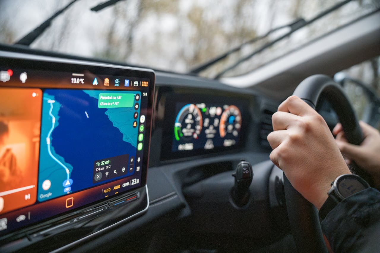Multimodal HMI solutions: combining touch and voice with AI - Spyrosoft